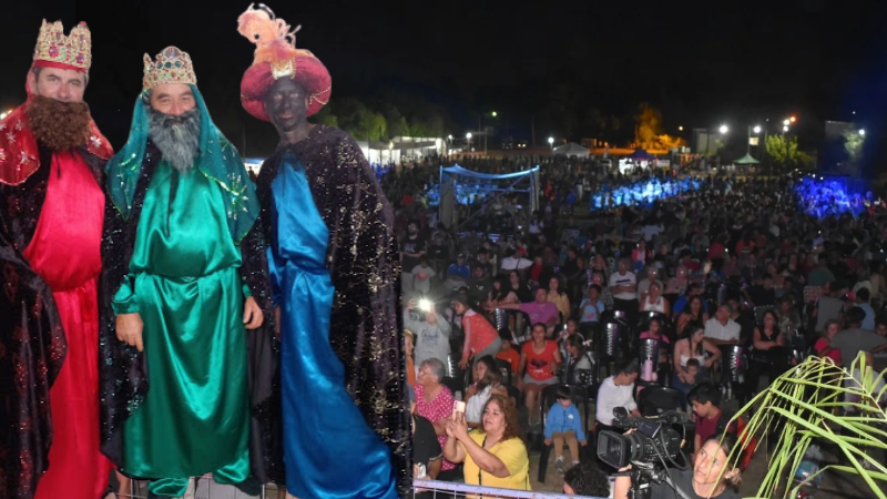 La 62°Fiesta Provincial de los Reyes Magos de Paraná: dos días de ...